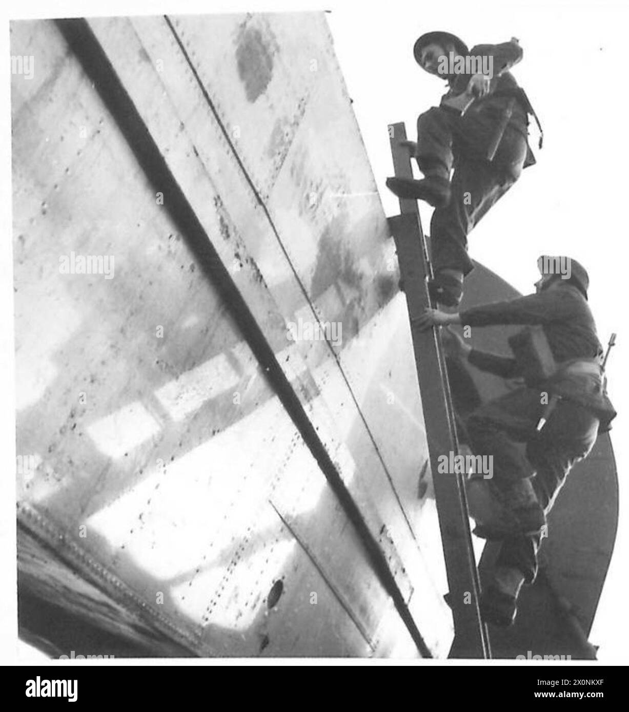 SECTION "A" : PRELIMINARY EXERCISES - "Military boat stations". Troops ...