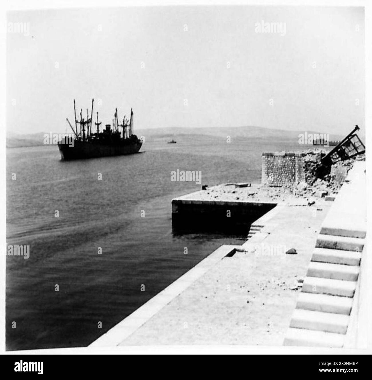 Destroyed lighthouse hi-res stock photography and images - Alamy