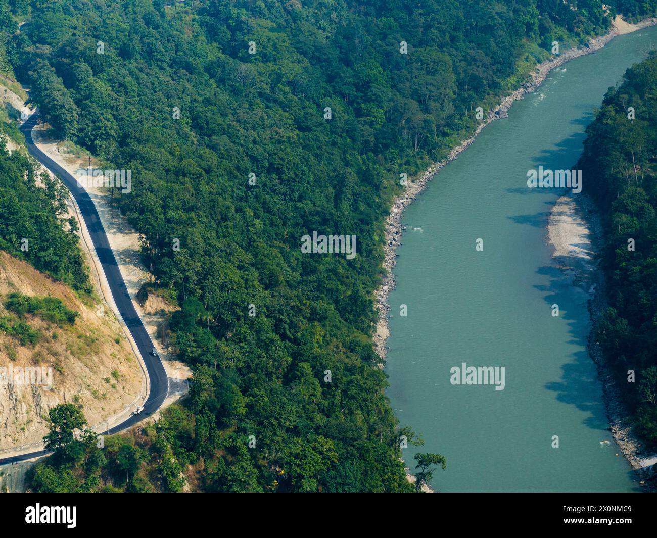 Two parallel roads hi-res stock photography and images - Alamy