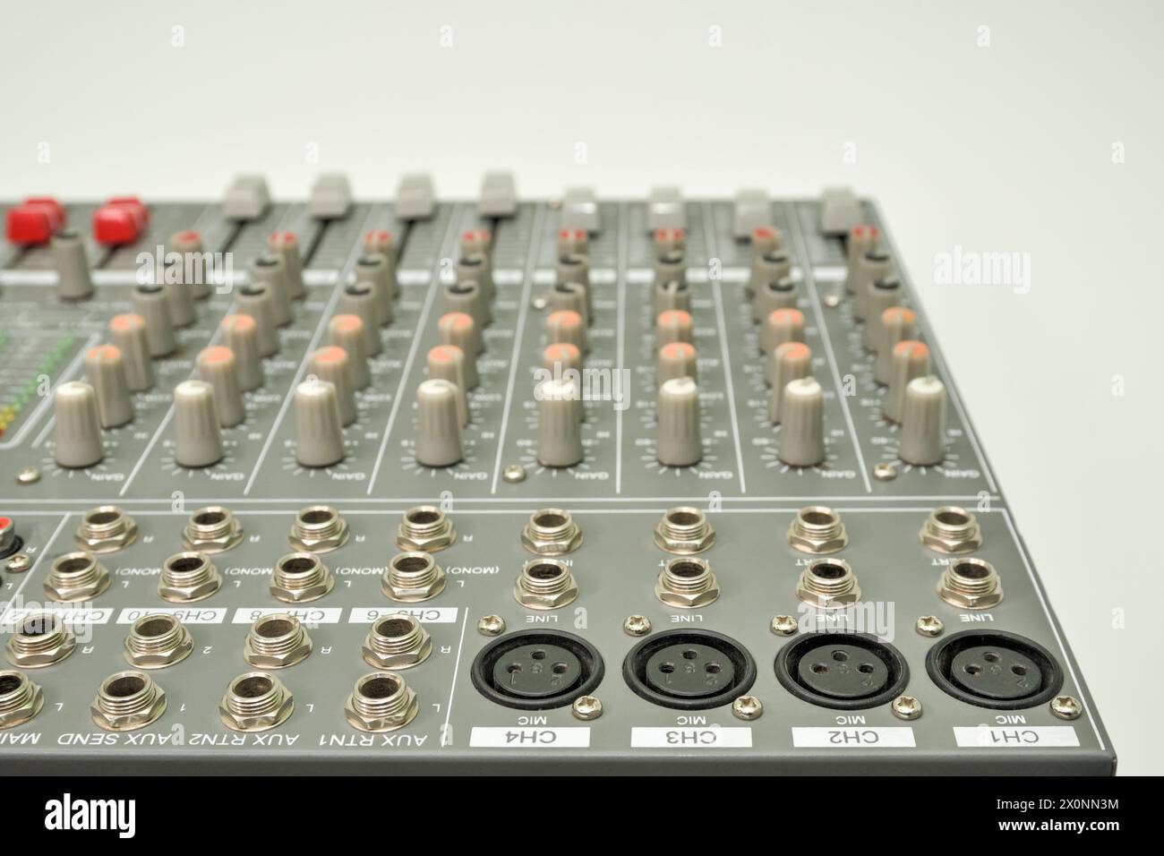 Mixing console with audio jacks and xlr connectors for connecting and ...