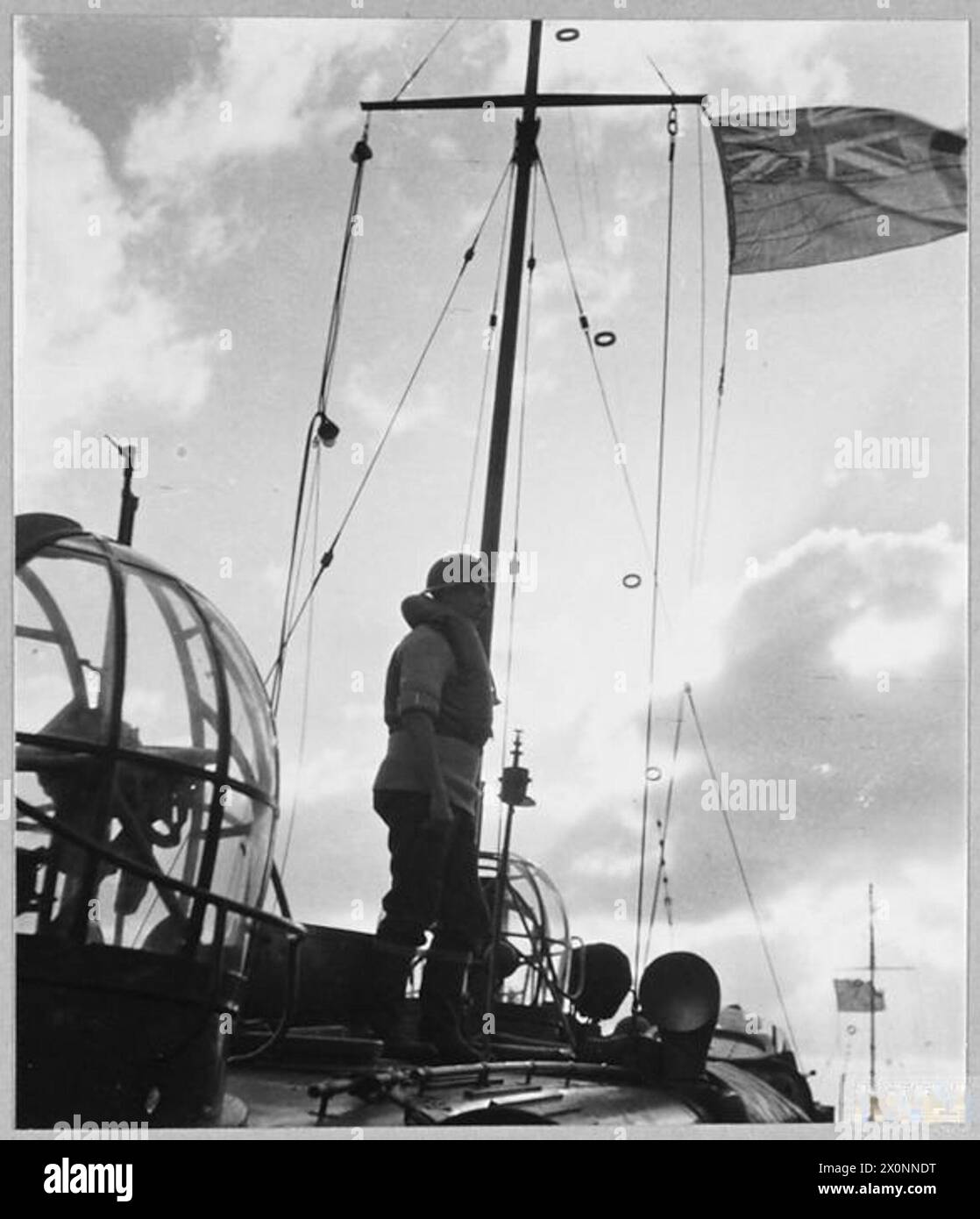 SEARCHING THE SEAS FOR STRANDED AIRMEN : IN AN R.A.F. AIR/SEA RESCUE ...