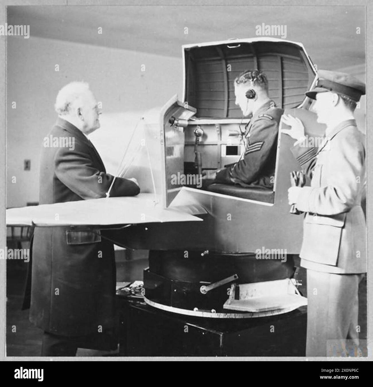 Link trainer hi-res stock photography and images - Alamy