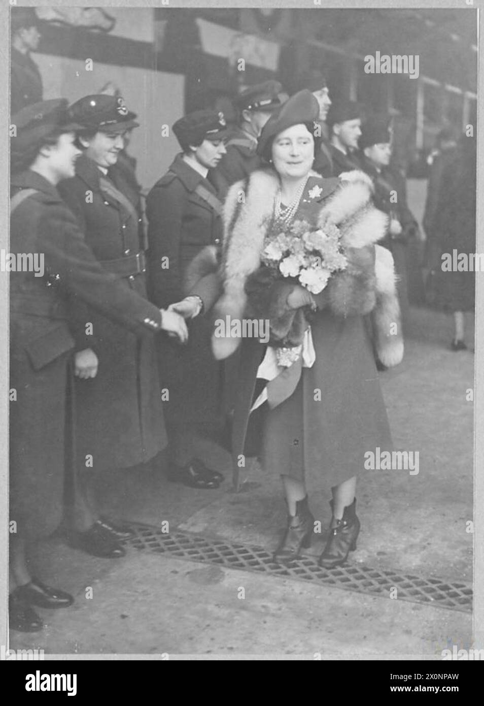 Air force leadership greets hi-res stock photography and images - Alamy