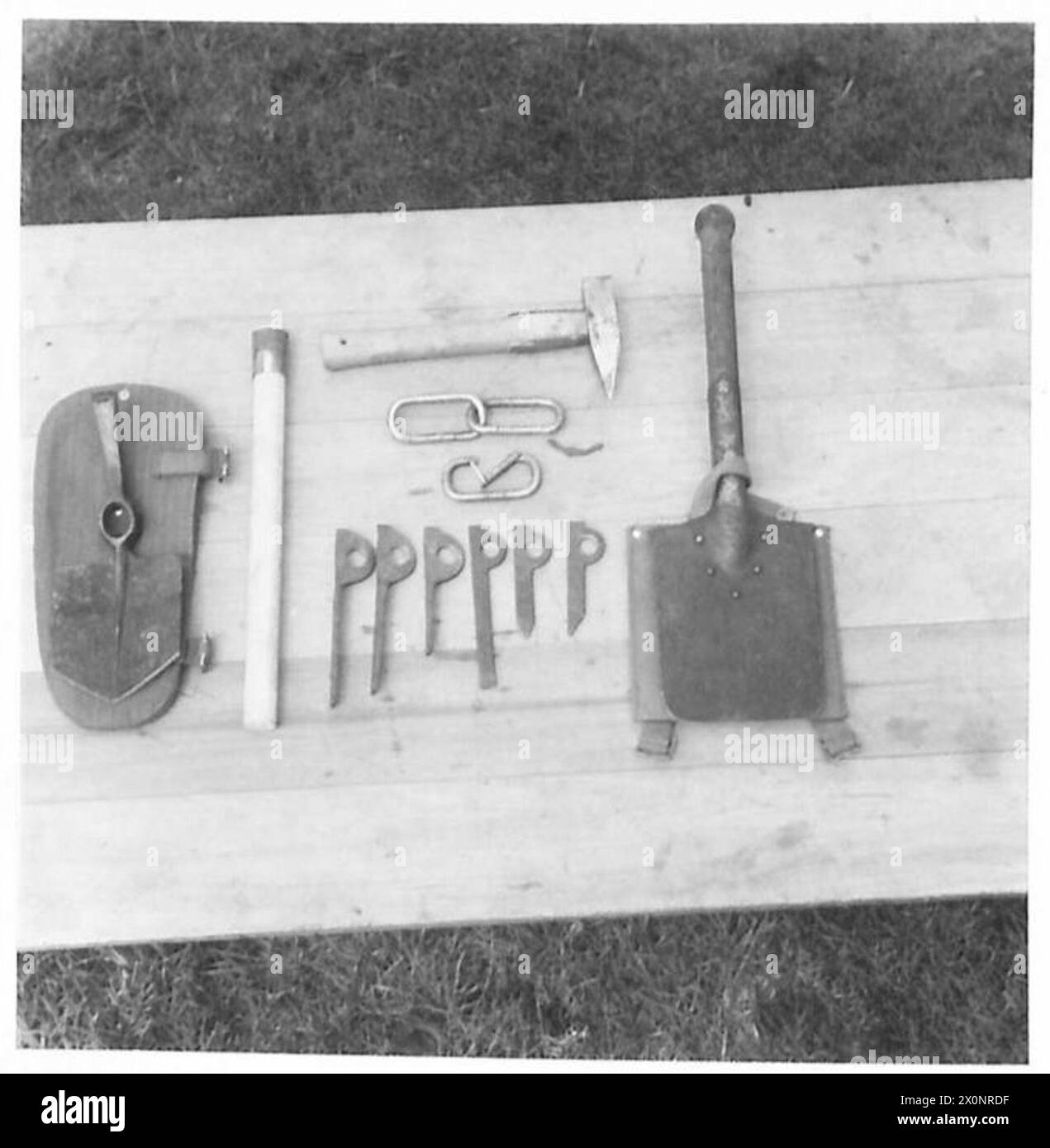 Piton hammer hi-res stock photography and images - Alamy