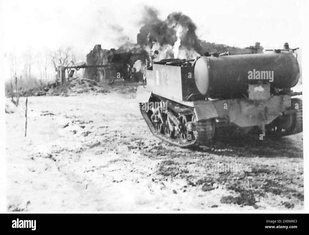 EIGHTH ARMY : "KEEPING TRIM" - Men of the 1st Btn do a little training ...