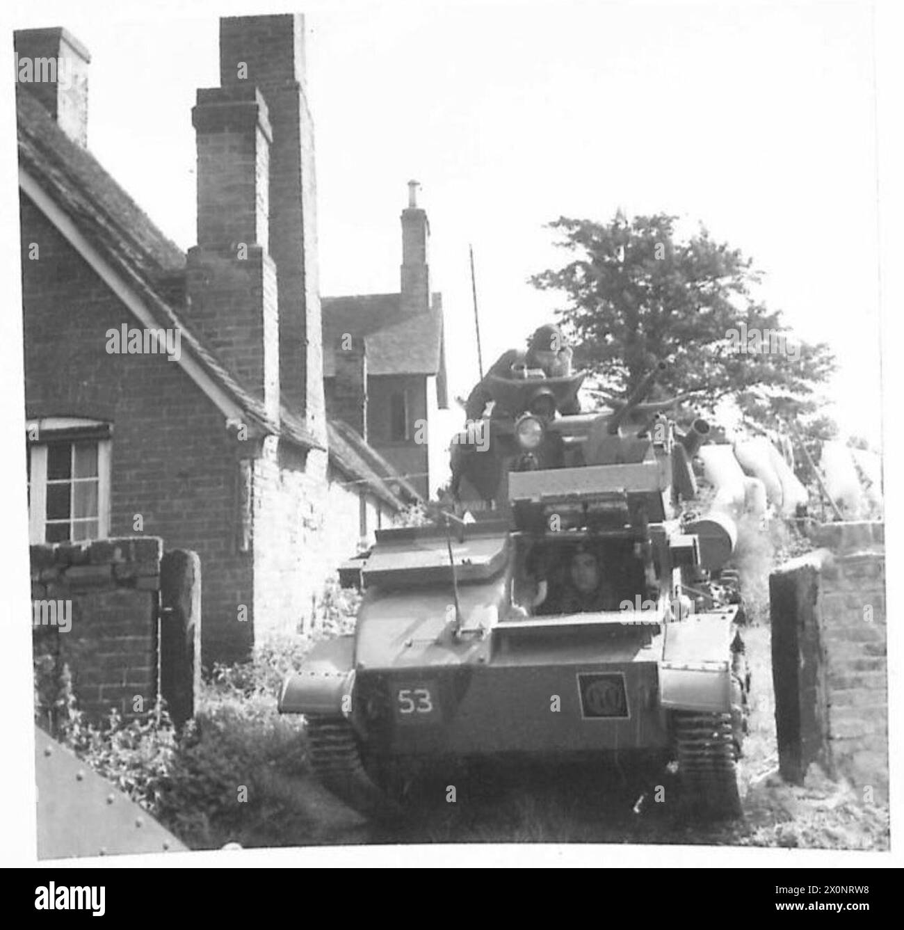 LIGHT TANKS ON EXERCISE - Light tanks Mk. VI "C" of 50th Brigade of the ...