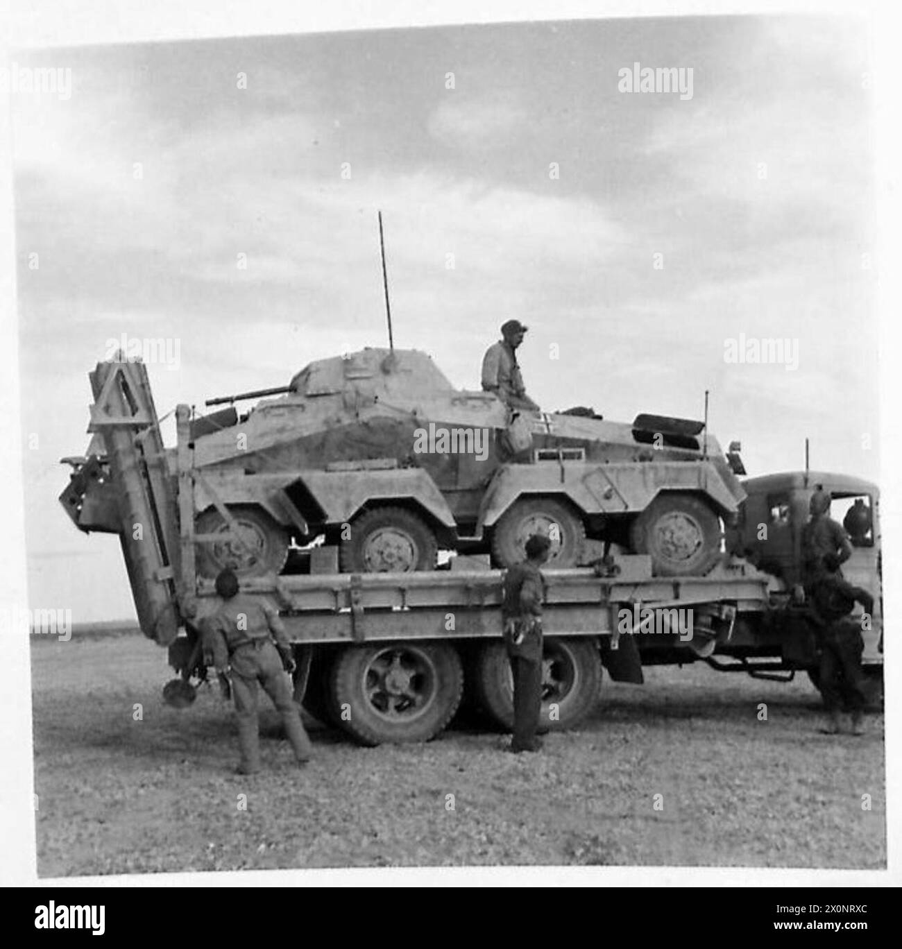 THE BRITISH ADVANCE IN THE WESTERN DESERTTHE CAPTURED OF A GERMAN EIGHT ...