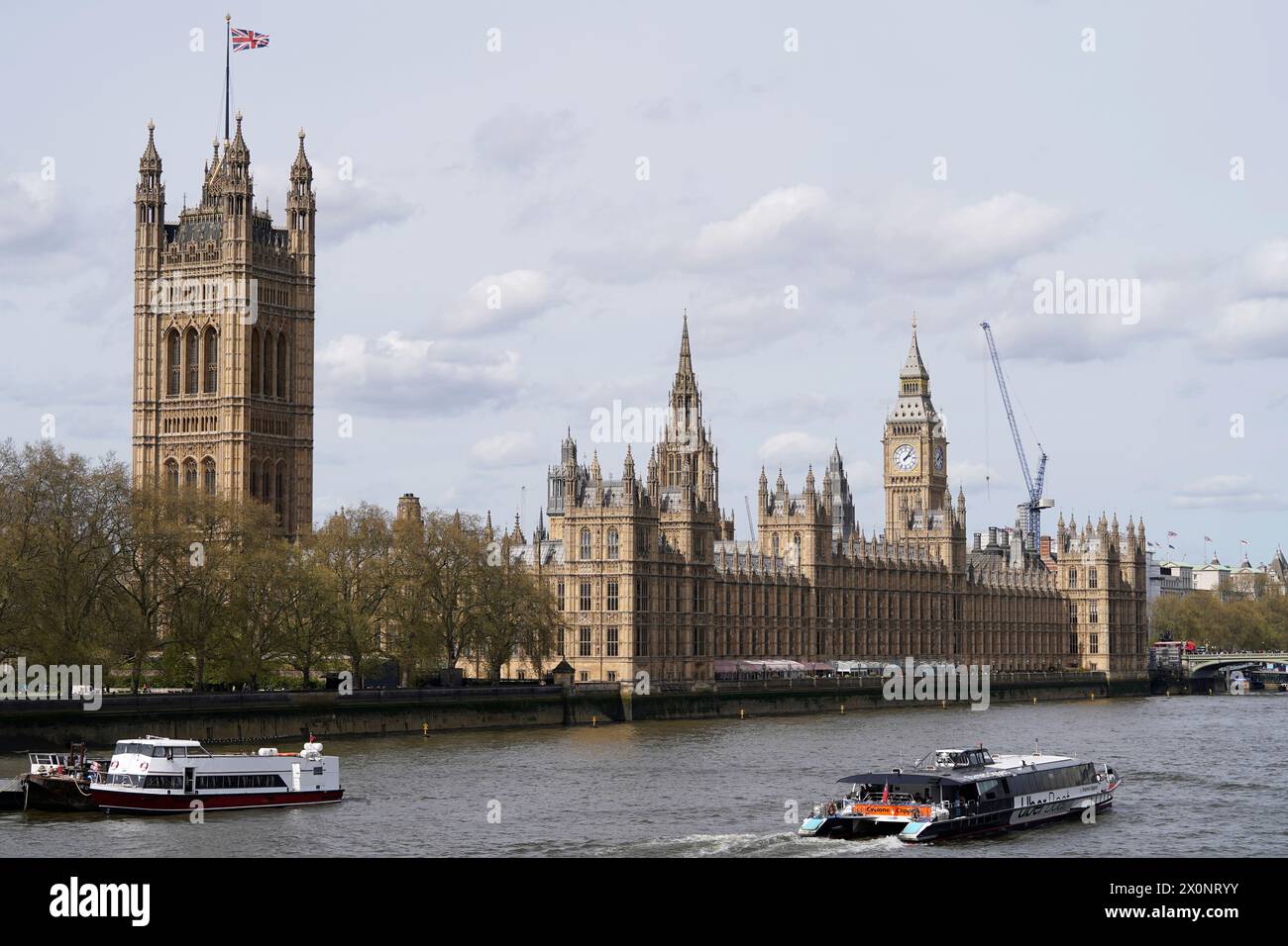 Westminster Abbey, River Thames, London Stock Photo - Alamy
