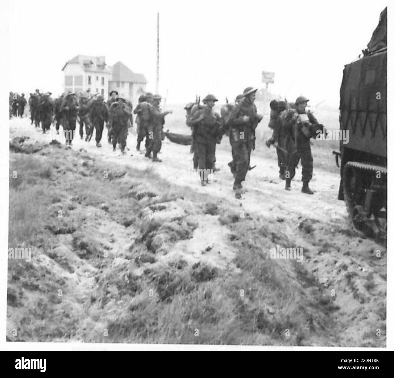 D-DAY - BRITISH FORCES DURING THE INVASION OF NORMANDY 6 JUNE 1944 ...