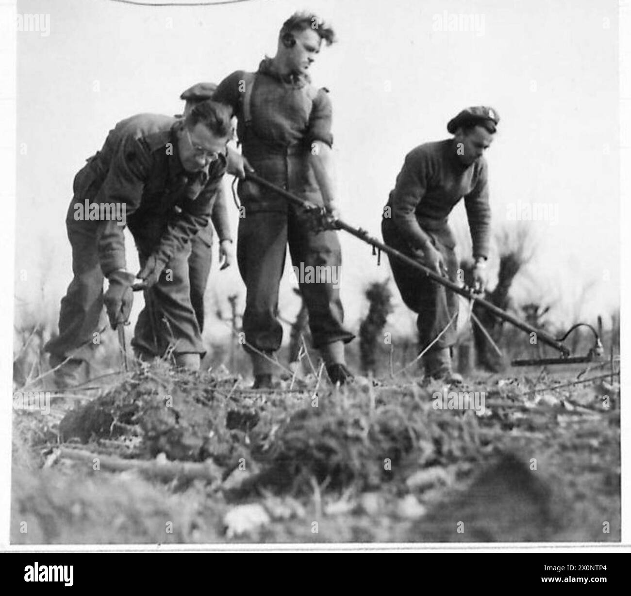 Personnel mines Black and White Stock Photos & Images - Alamy