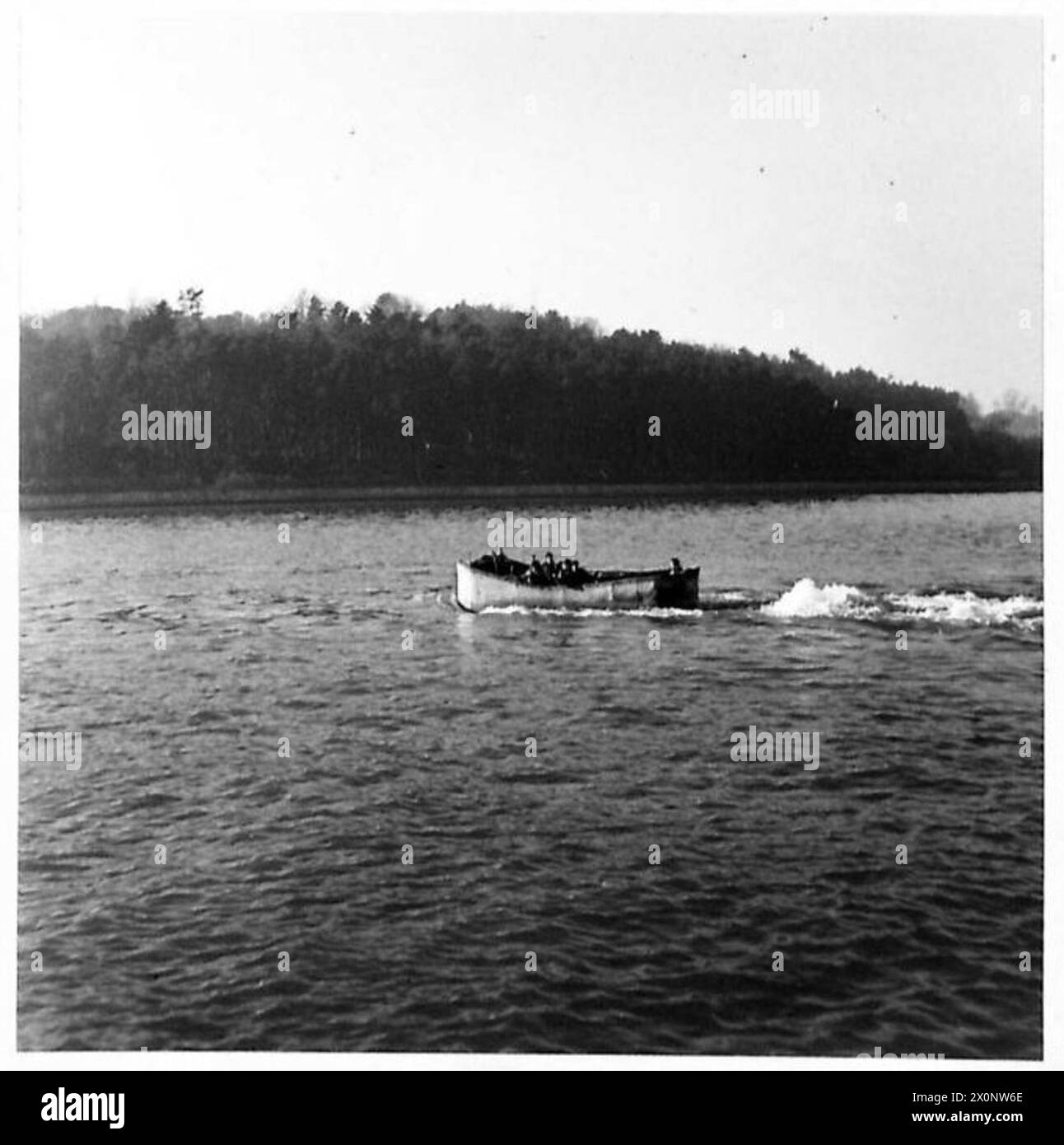 Amphibious tank hi-res stock photography and images - Alamy