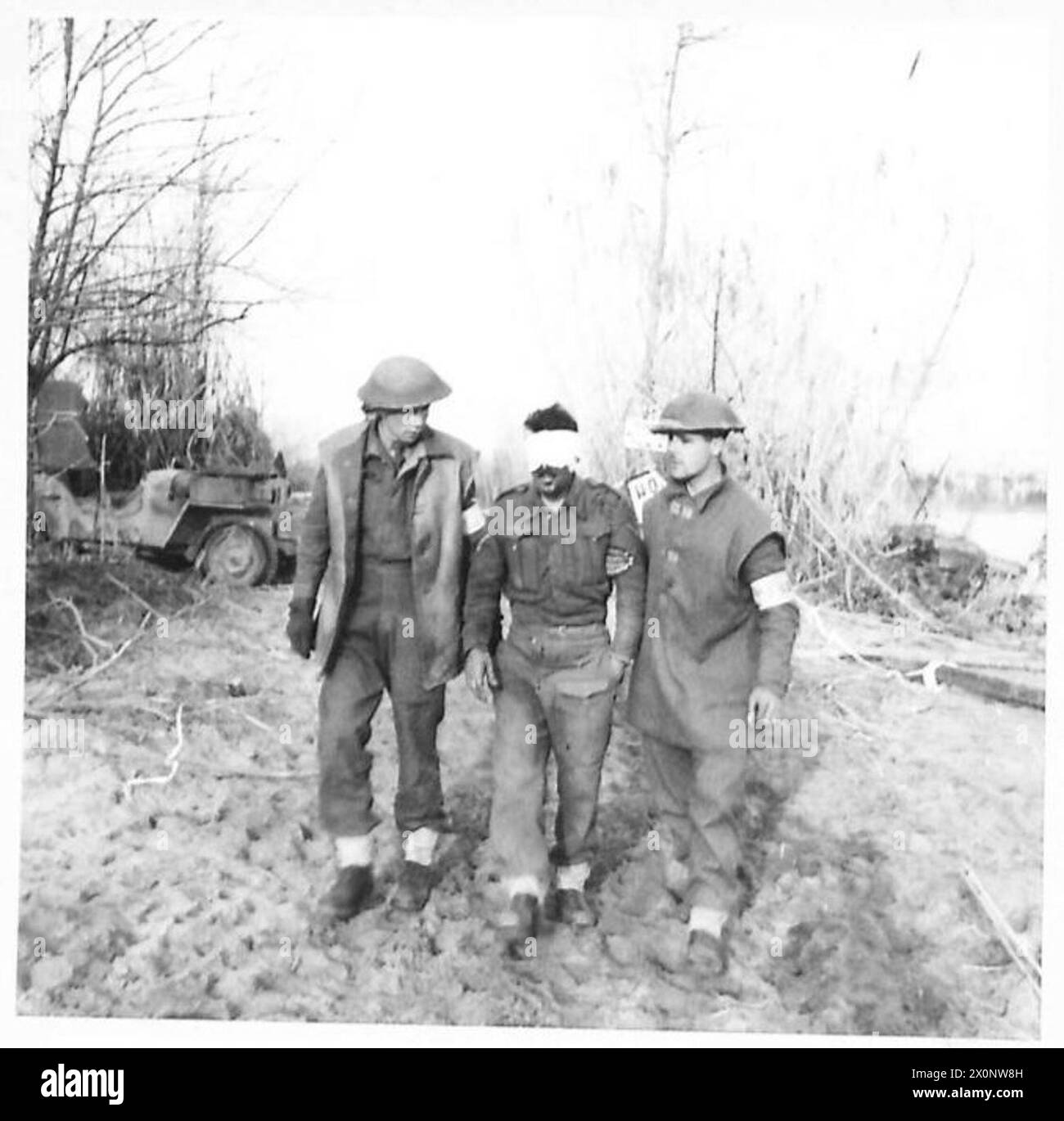 ITALY : FIFTH ARMYCROSSING OF THE GARIGLIANO RIVER - A Sapper who was ...