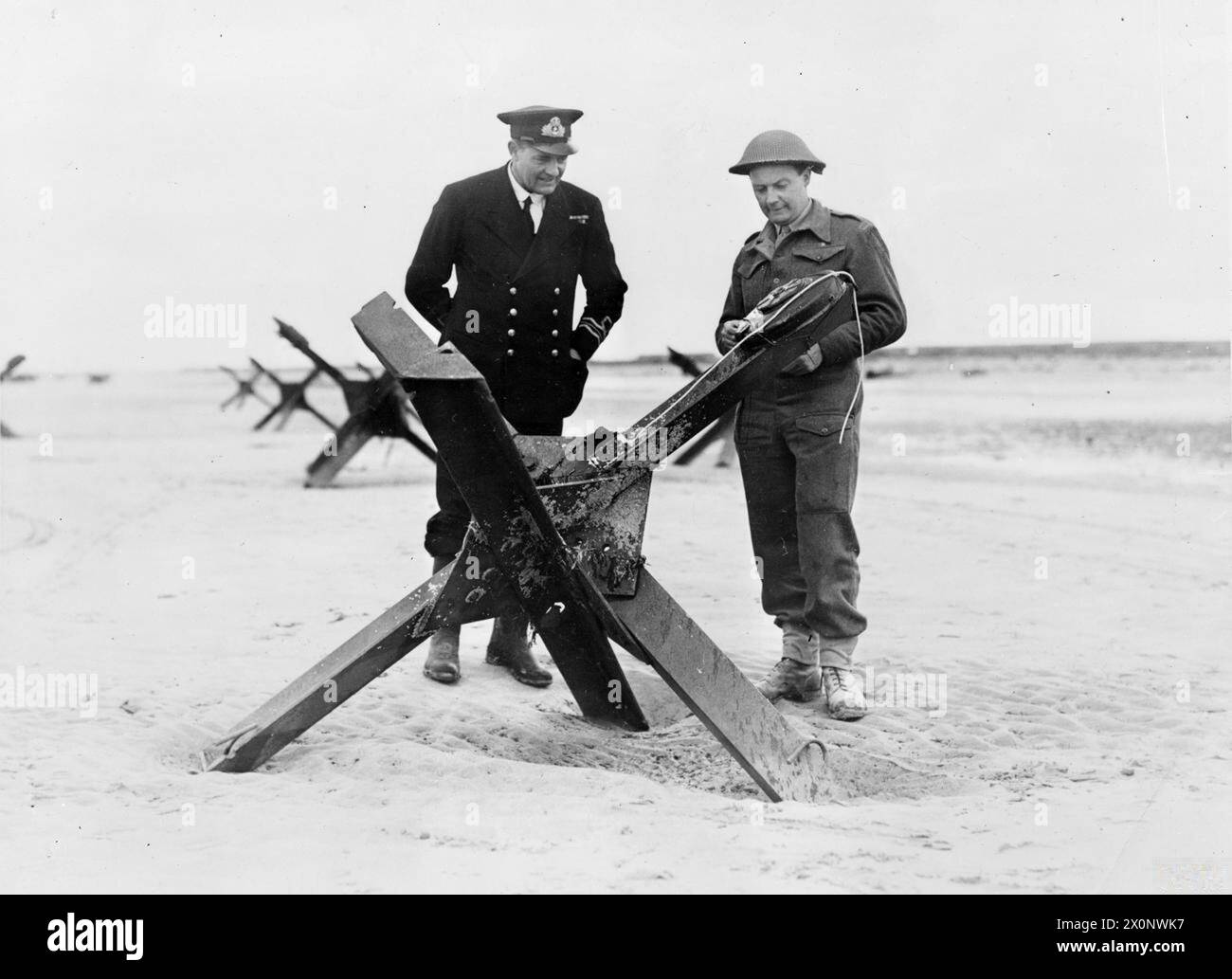 LIBERATION OF EUROPE: NAVAL COMMANDOS OF THE LANDING CRAFT OBSTACLE ...