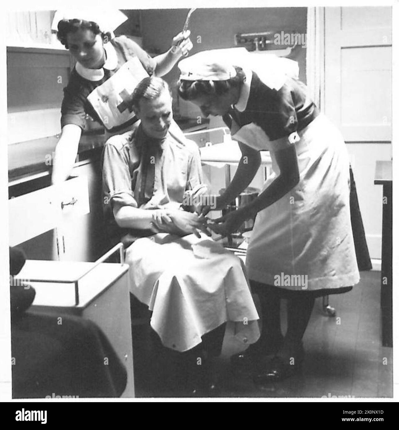 THE BRITISH RED CROSS AND ST. JOHN WAR ORGANISATION - A.C.2 Wedekind, R ...