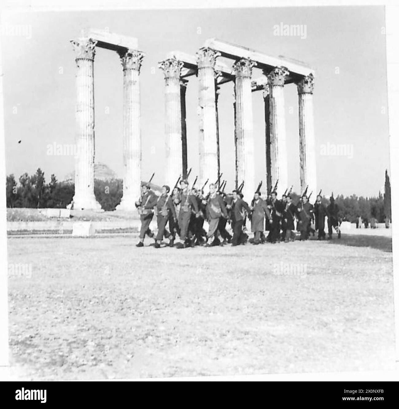 GREECE : TRAINING THE GREEK NATIONAL GUARD - With rifles at the slope ...