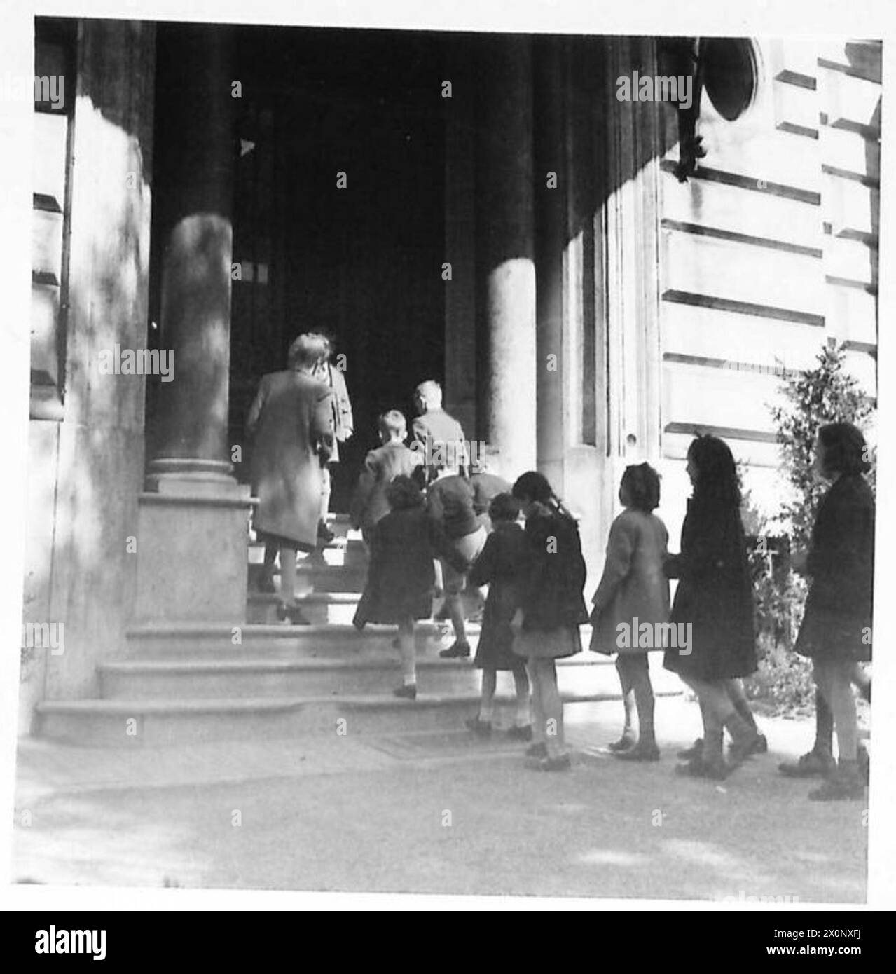 Army officers school hi-res stock photography and images - Alamy