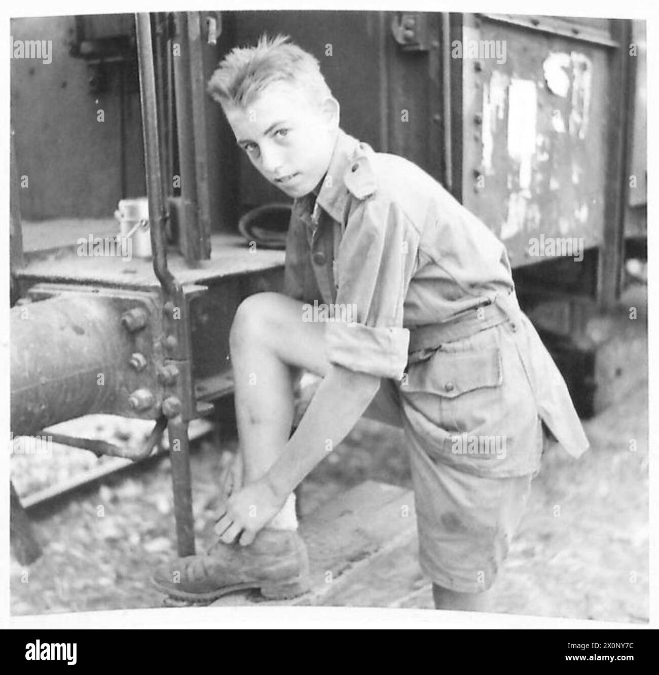 British army and 16 years old Black and White Stock Photos & Images - Alamy