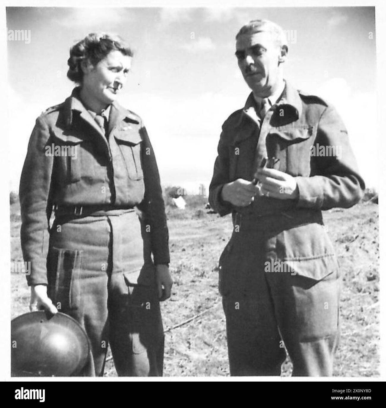 Sister J.G. Porteous speaks with Lieutenant Colonel D.M. Mitchell ...