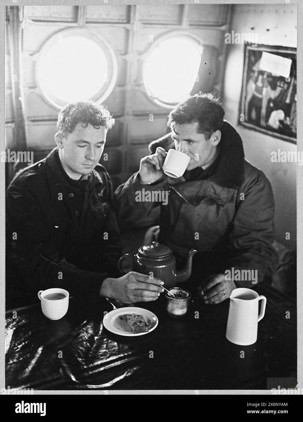 SUNDERLAND FLIGHT ENGINEER OF COASTAL COMMAND. - For story see CH.8561 ...