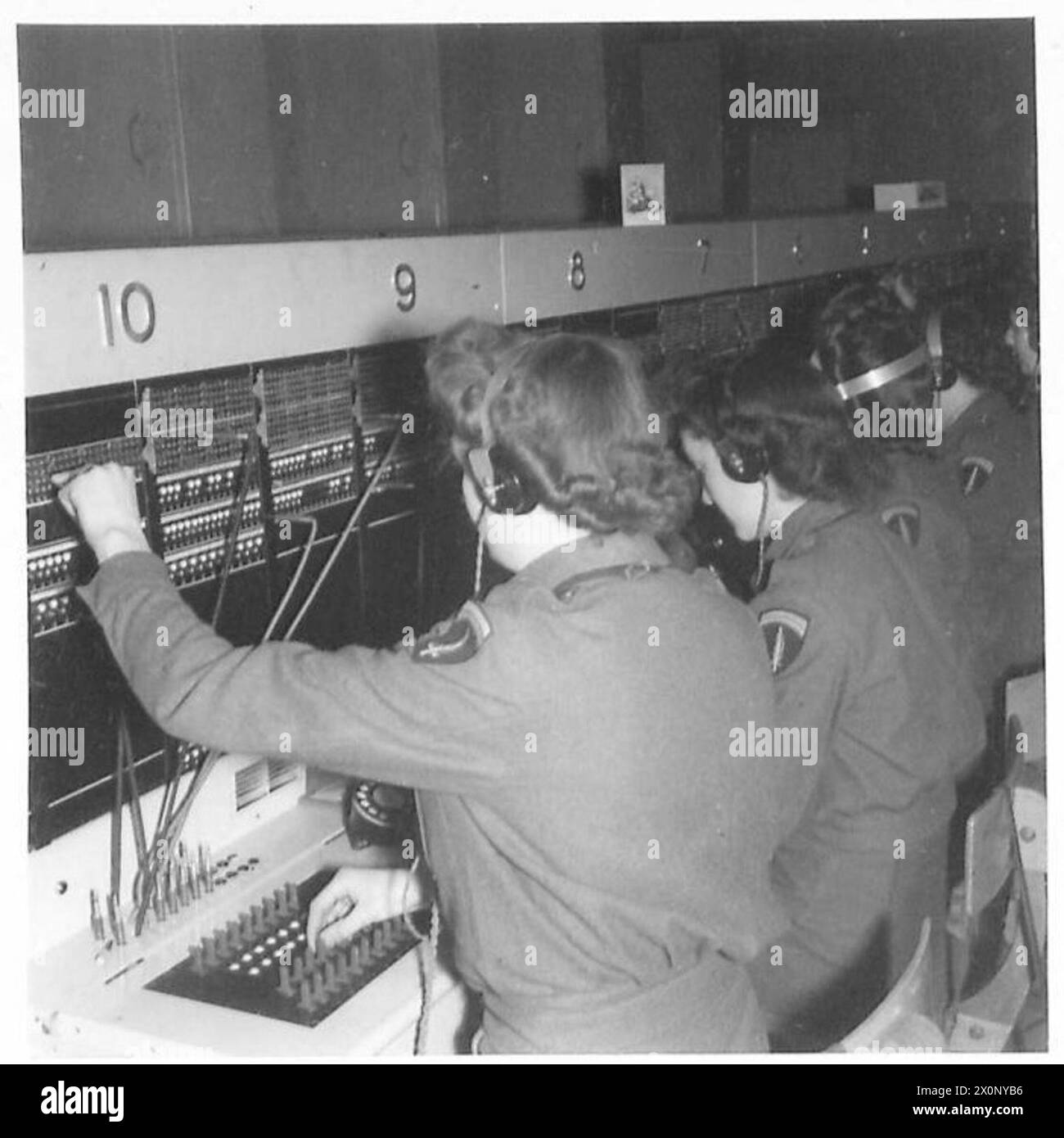SERVICE GIRLS OF S.H.A.E.F. - General view of the switchboard of the ...