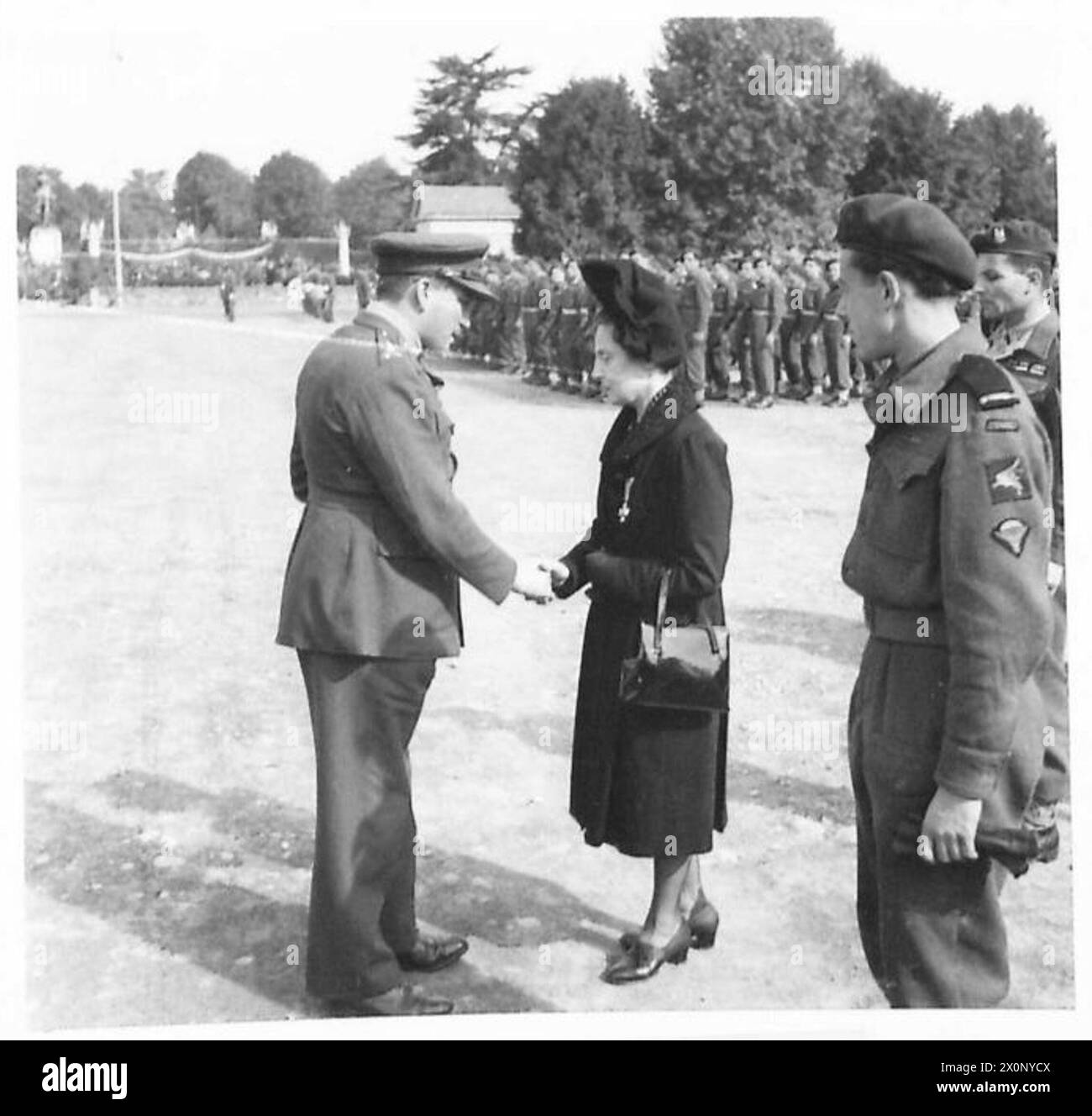 Sas officer Cut Out Stock Images & Pictures - Alamy