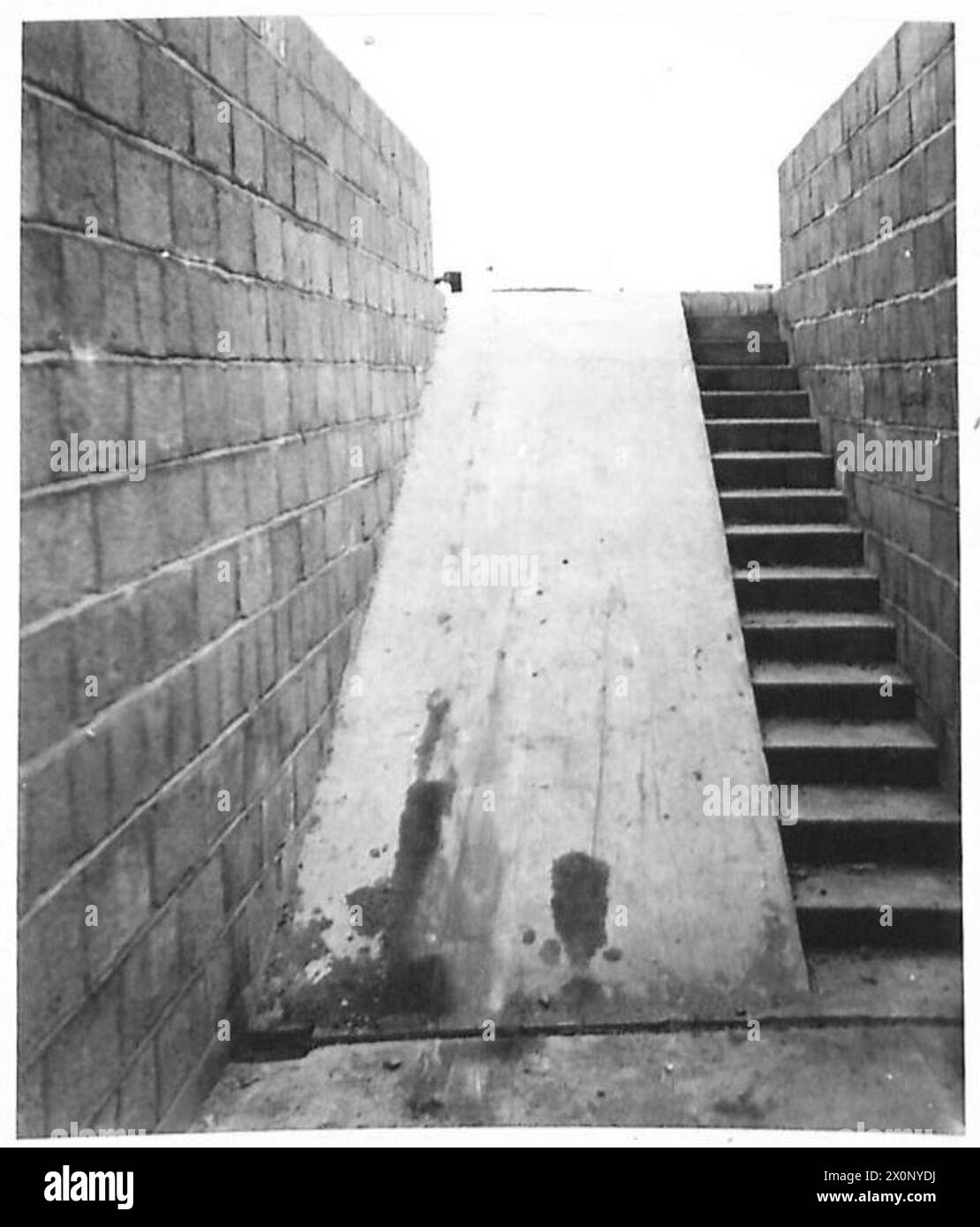 PHOTOGRAPHS 5.25" CONSTRUCTION : PORTSMOUTH & I.O.W. - Finished ramp ...