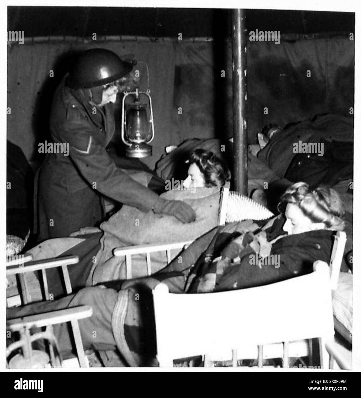 M.Ps VISIT A.A. GUNSITE - Some of the ATS girls who operate the ...