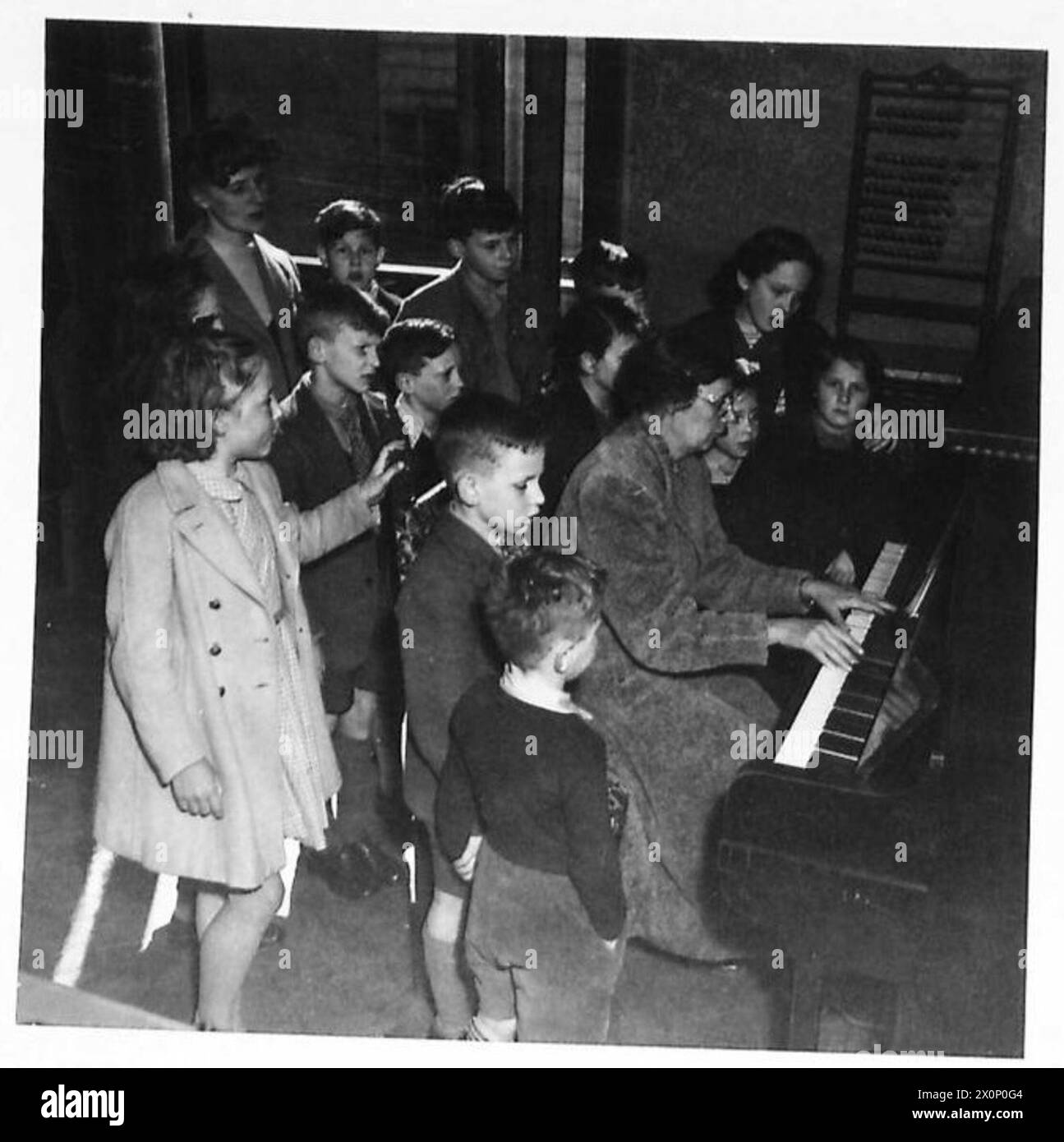 SCHOOL FOR CHILDREN OF BRITISH ARMY OFFICERS IN ROME - The children ...