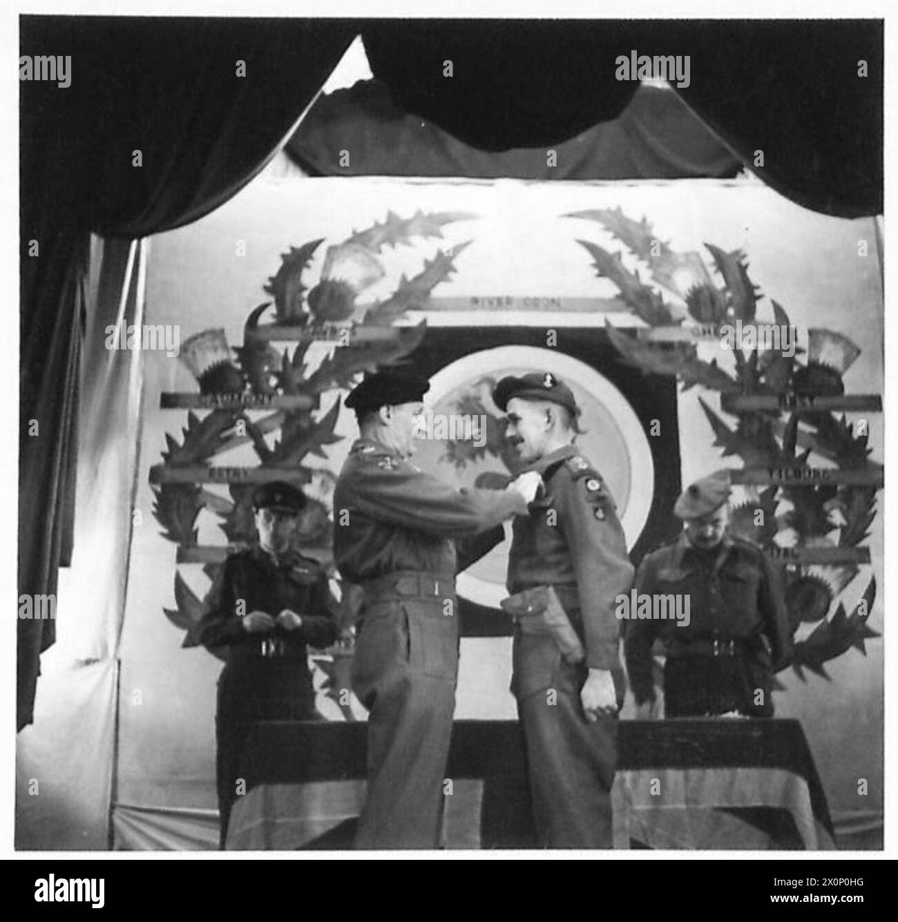 15TH (SCOTTISH) DIV. INVESTITURE - Capt. N.W. Prutton, 181 Fd Regt RA ...