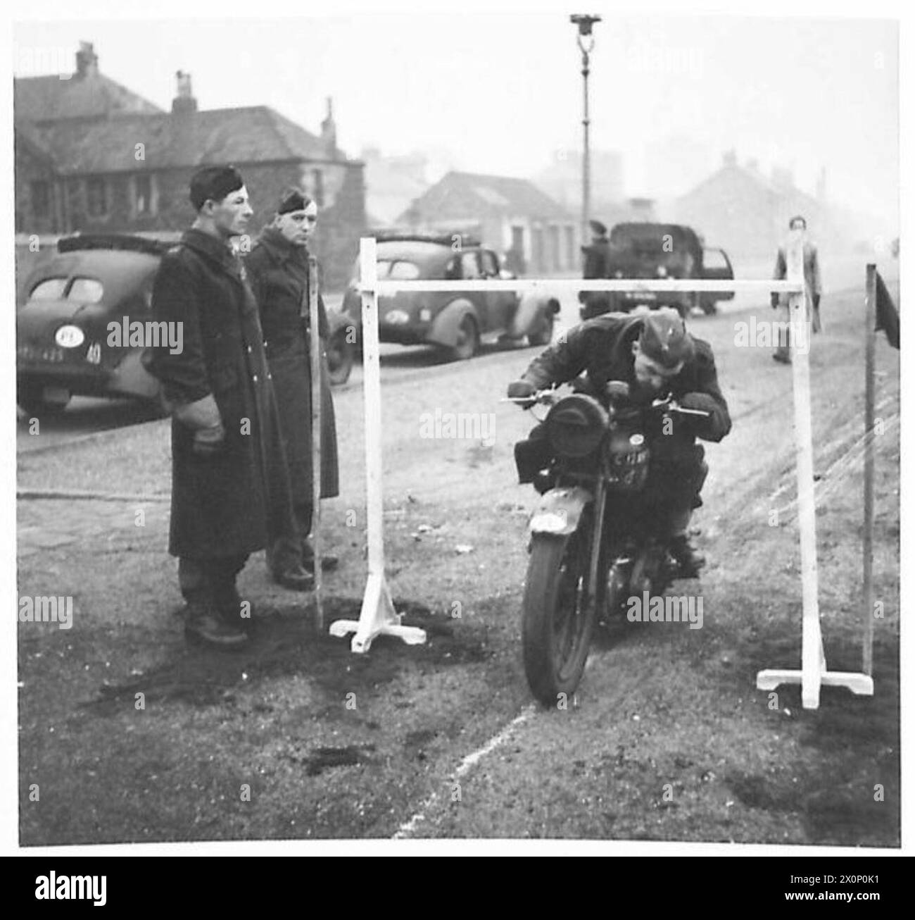 Despatch riders of the 1st Rifle Brigade, 1st Polish Corps ...