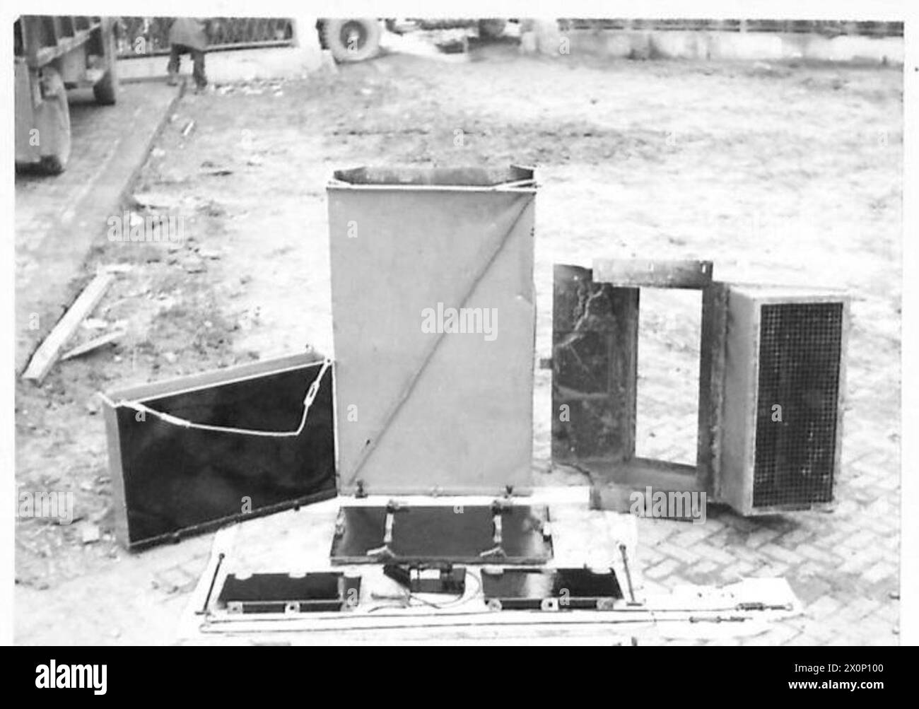 THE BRITISH ARMY IN NORTH AFRICA, SICILY, ITALY, THE BALKANS AND ...