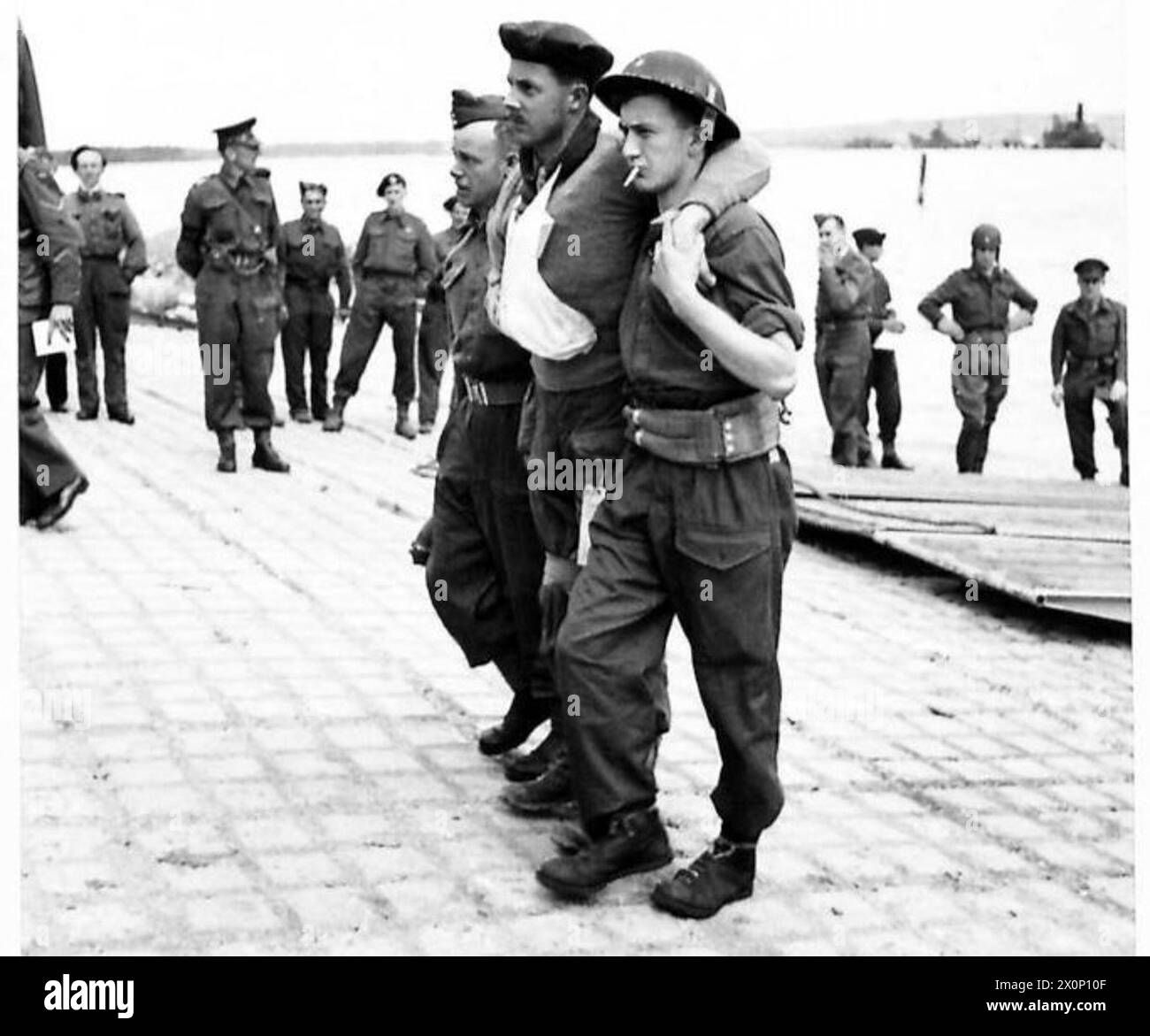 Medical personnel from army Black and White Stock Photos & Images - Alamy