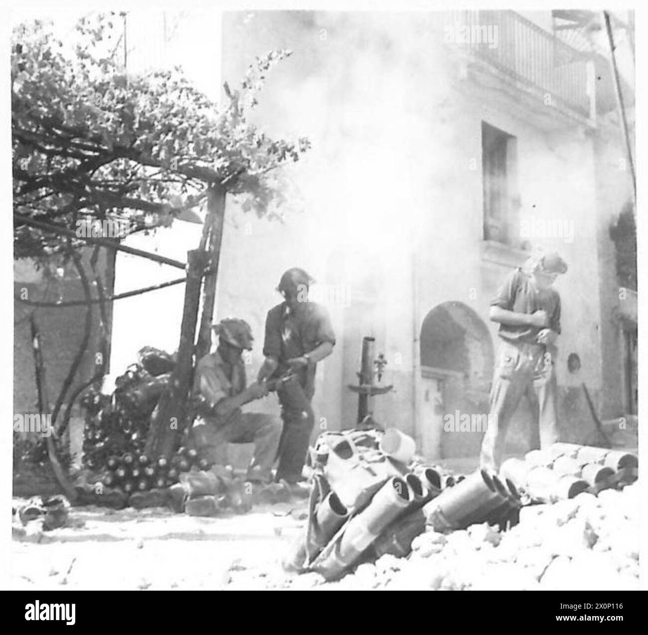 INVASION OF ITALY : FIFTH ARMY - A 3" Mortar of the Queen's Regiment ...