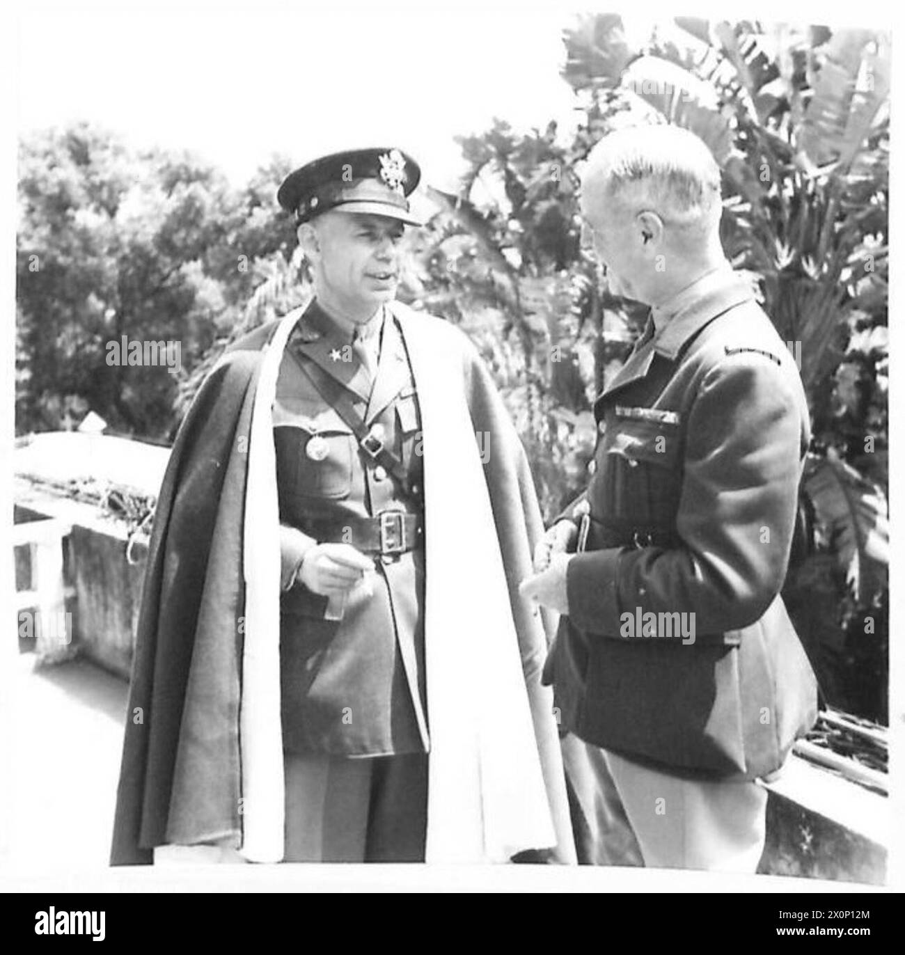 SPAHIS HONOUR AMERICAN CHIEF-OF-STAFF - Wearing the Crimson Burnous and ...