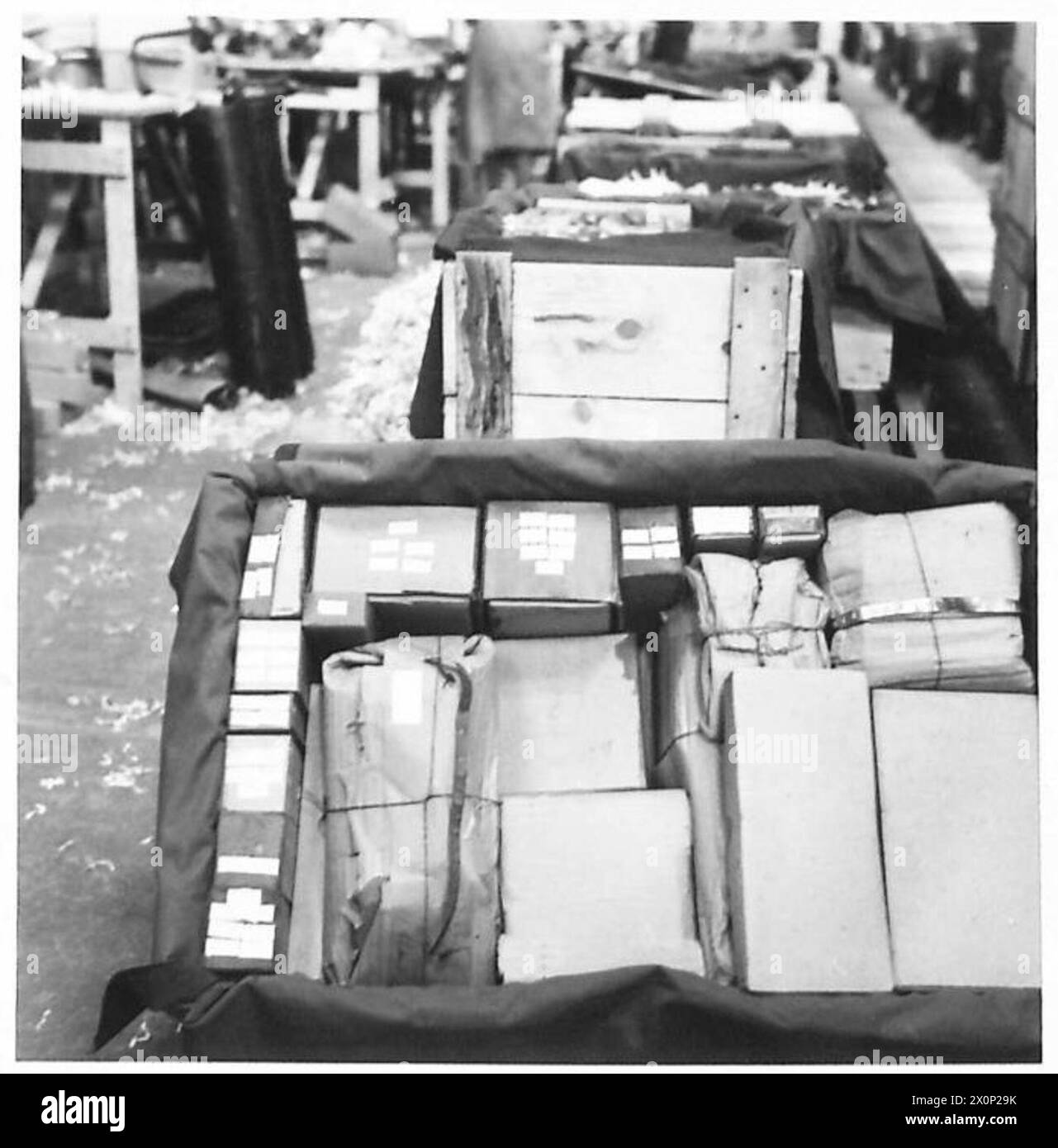 PACKING SYSTEM AT CHILWELL ORDNANCE DEPOT - Two more types of packing ...
