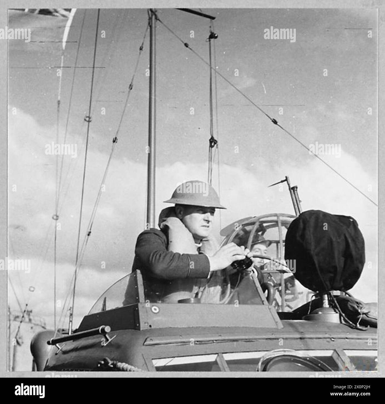 SEARCHING THE SEAS FOR STRANDED AIRMEN : IN AN R.A.F. AIR/SEA RESCUE ...