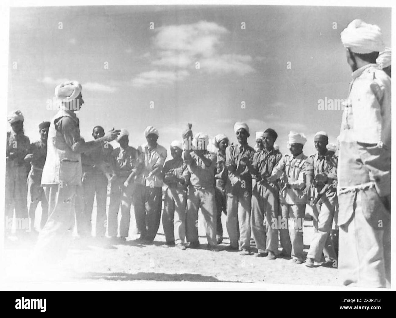War camp community hi-res stock photography and images - Alamy