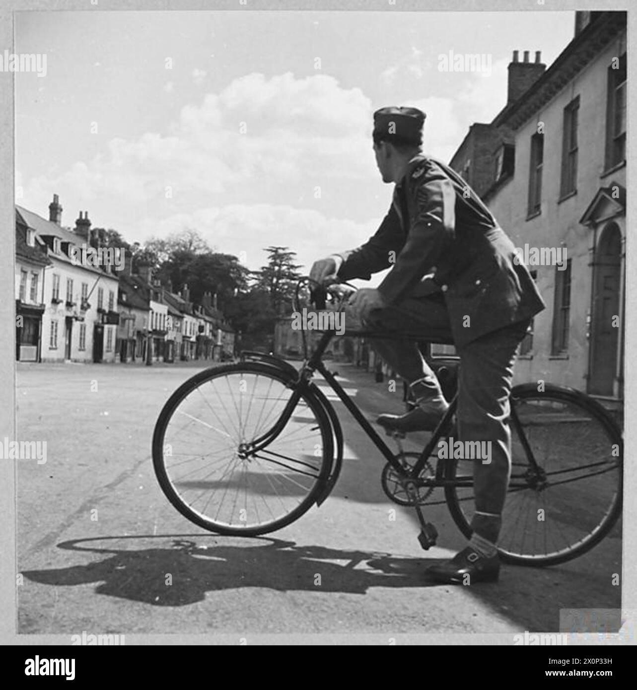 Bicycle patrol unit hi-res stock photography and images - Alamy