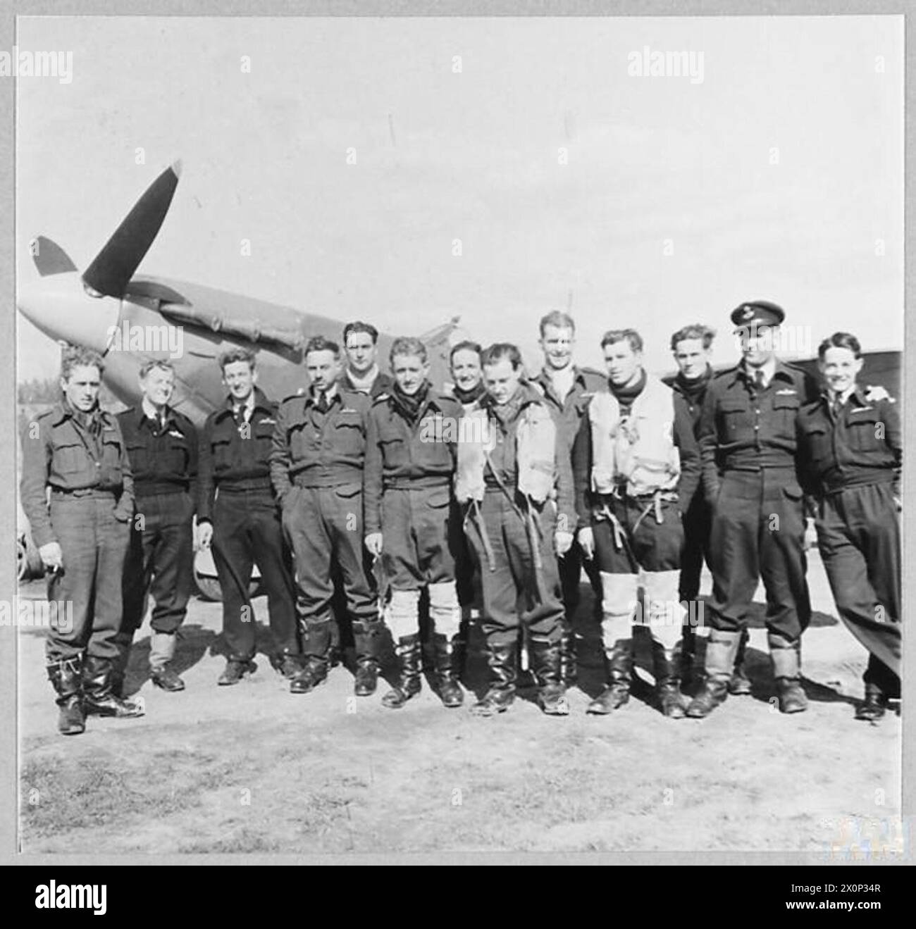 AUSTRALIAN FIGHTER SQUADRON DISTINGUISHES ITSELF IN SWEEPS OVER ...