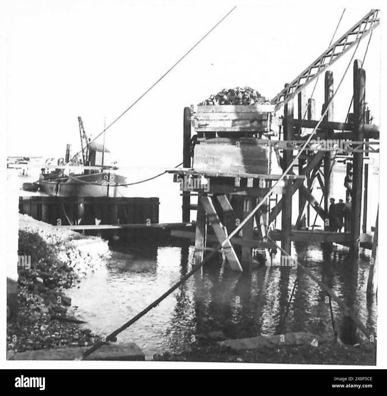 PORT CONSTRUCTION - Progress of New Jetty, Larne, Co. Antrim ...
