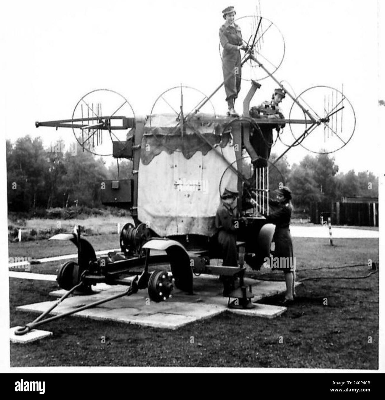 Aerial equipment maintenance Black and White Stock Photos & Images - Alamy