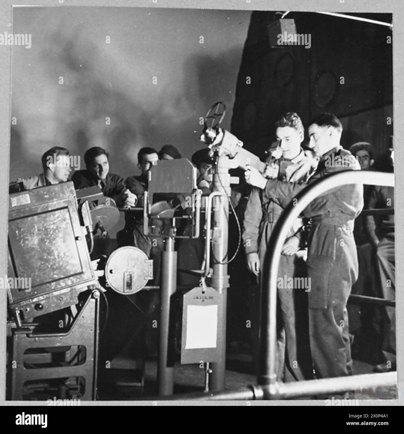 Gunnery training dome hi-res stock photography and images - Alamy