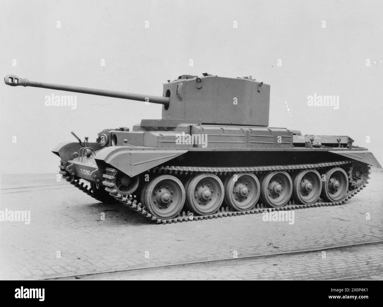 TANKS AND AFVS OF THE BRITISH ARMY 1939-45 - Cruiser tank Challenger ...