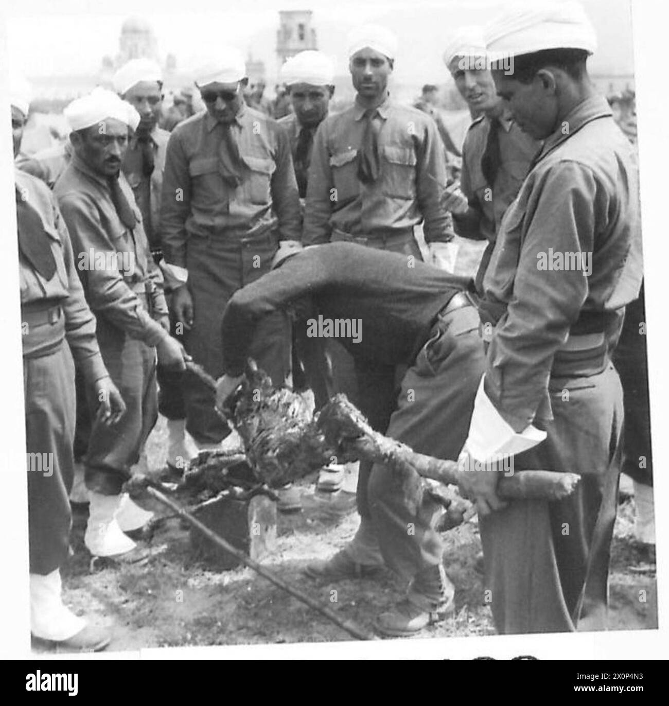 Soldiers of the 3rd Algerian Regiment of the French Army line up for ...