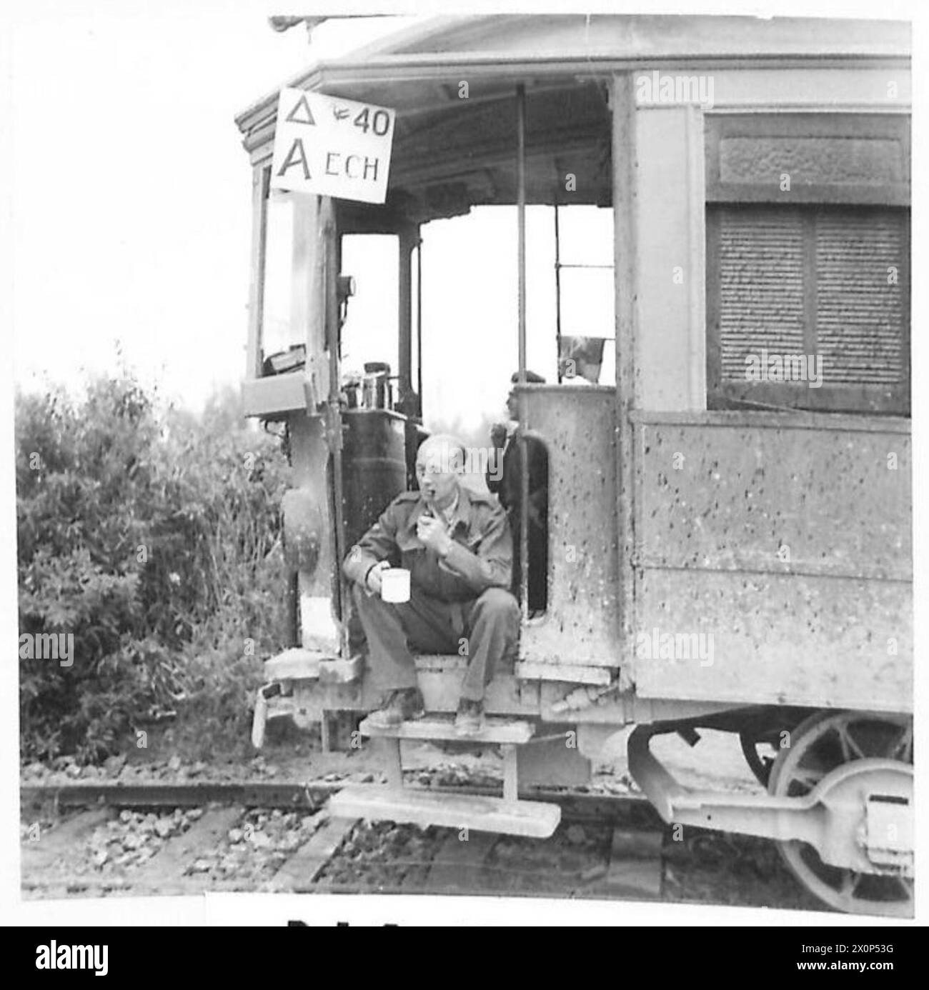 ITALY : FIFTH ARMY FRONT - Tramway HQ of the R.T.R. Sgt. Major Parkins ...