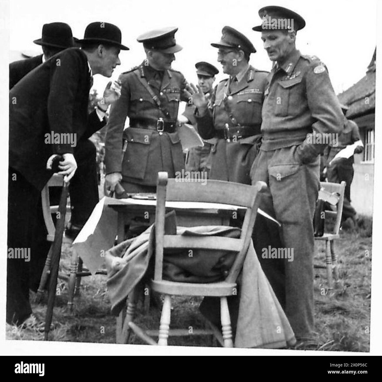 "BUMPER EXERCISE"THE COMMANDER-IN-CHIEF DIRECTS THE BATTLE - Captain ...