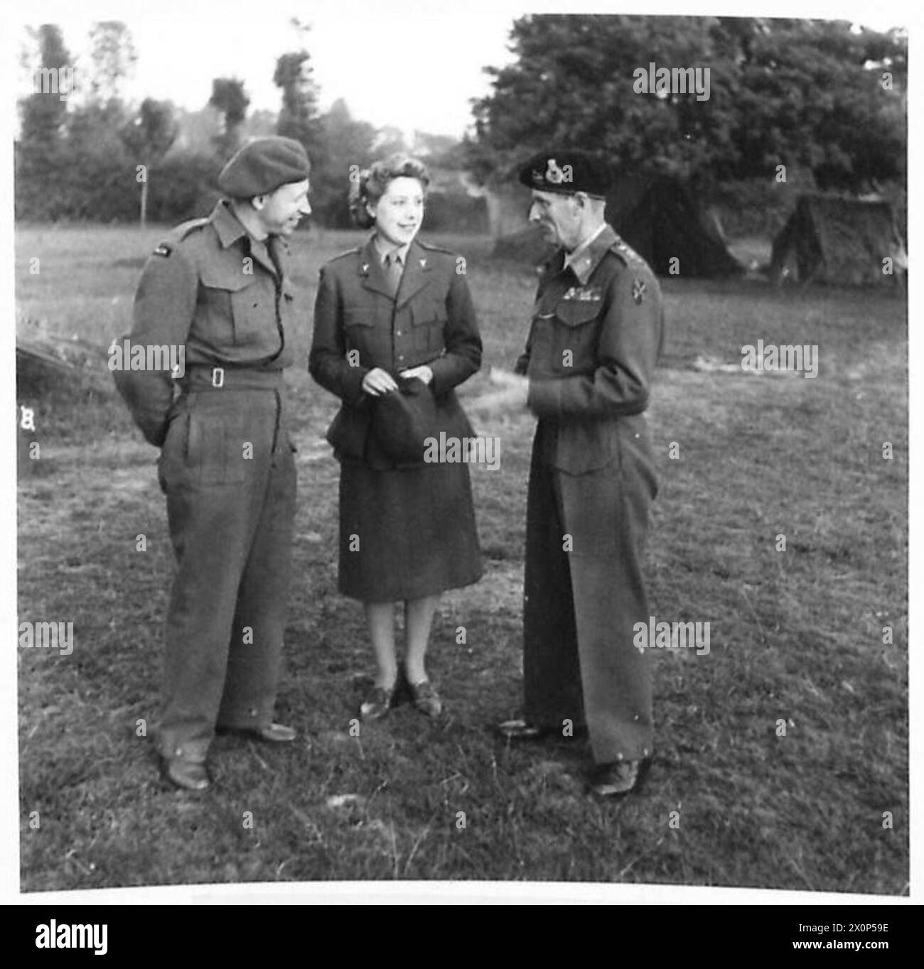 GEORGE FORMBY ENTERTAINS AT GEN. MONTGOMERY'S HEADQUARTERS - Gen ...