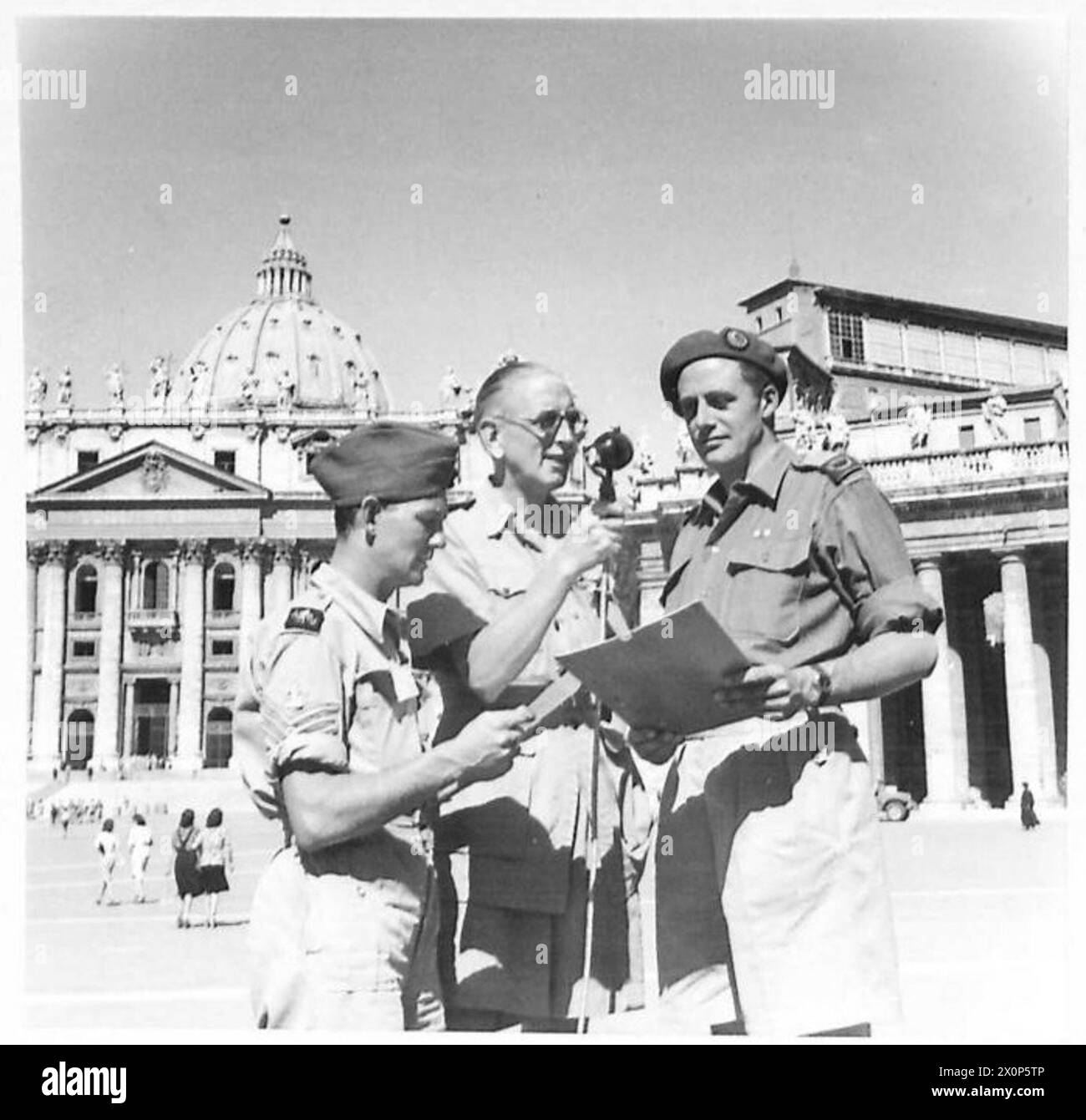 ITALY : B.B.C. RECORDING VAN - S/Sgt. Little, Major Peter Haddon and ...