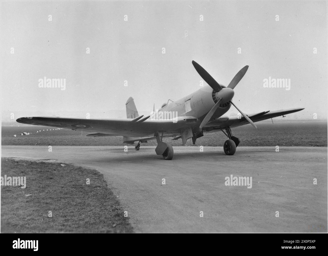 A Blackburn Firebrand Mark I, second prototype powered by a Bristol ...