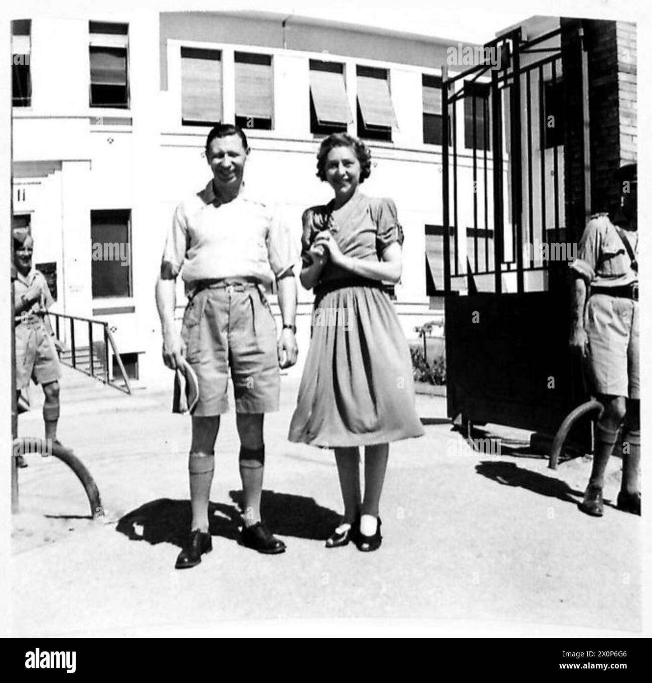GEORGE FORMBY ENTERTAINS NORTH AFRICAN TROOPS - George and Beryl after ...